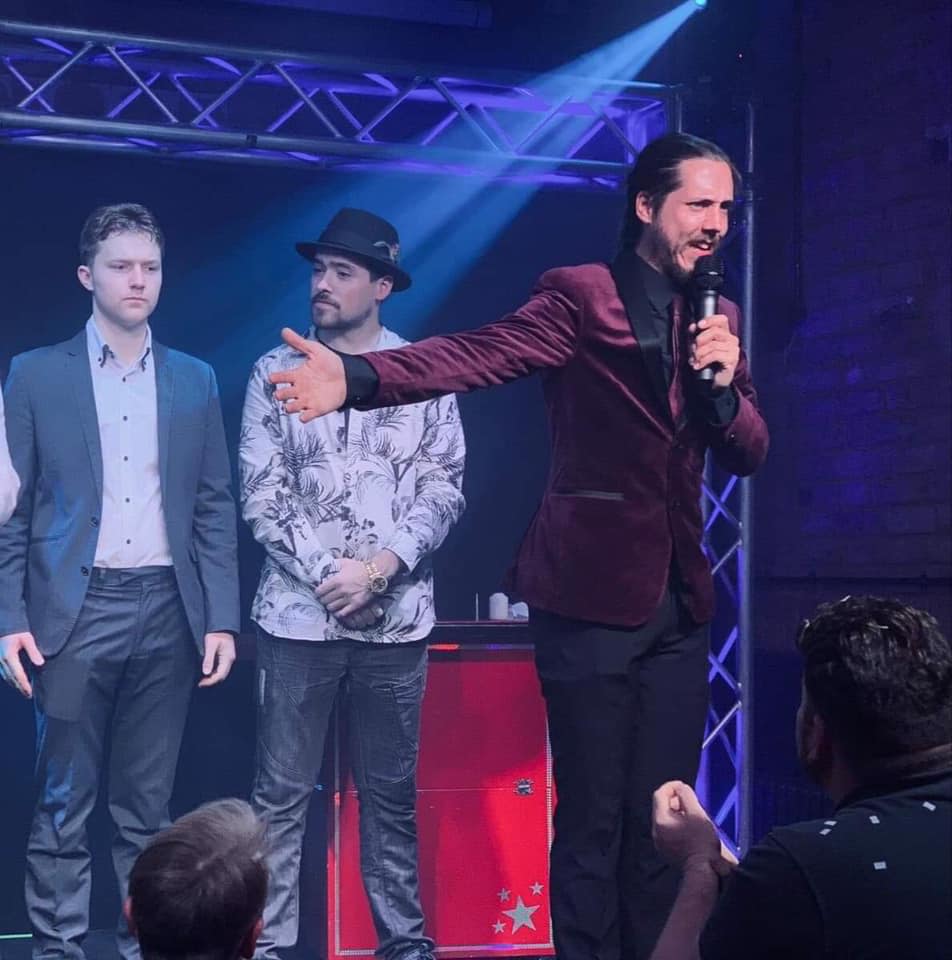 Gallery - Andy Storm | Comedy Magic | British Illusionist